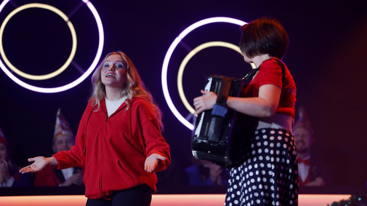 Schönau/Veitshöchheim: Fastnacht in Franken 2026: Rhönerin Laura Rahm ...