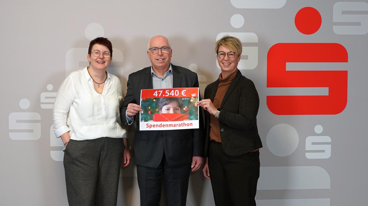 Bad Neustadt: Erfolgreiche Weihnachtsaktion: Sparkasse sammelt über 47. ...