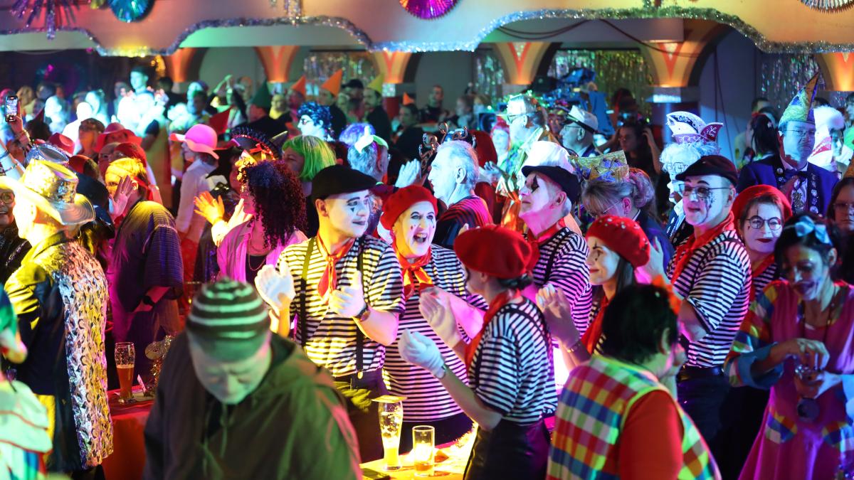 Faschings-Bildergalerie: "Schwaben weissblau" 2026: Die Highlights der ...