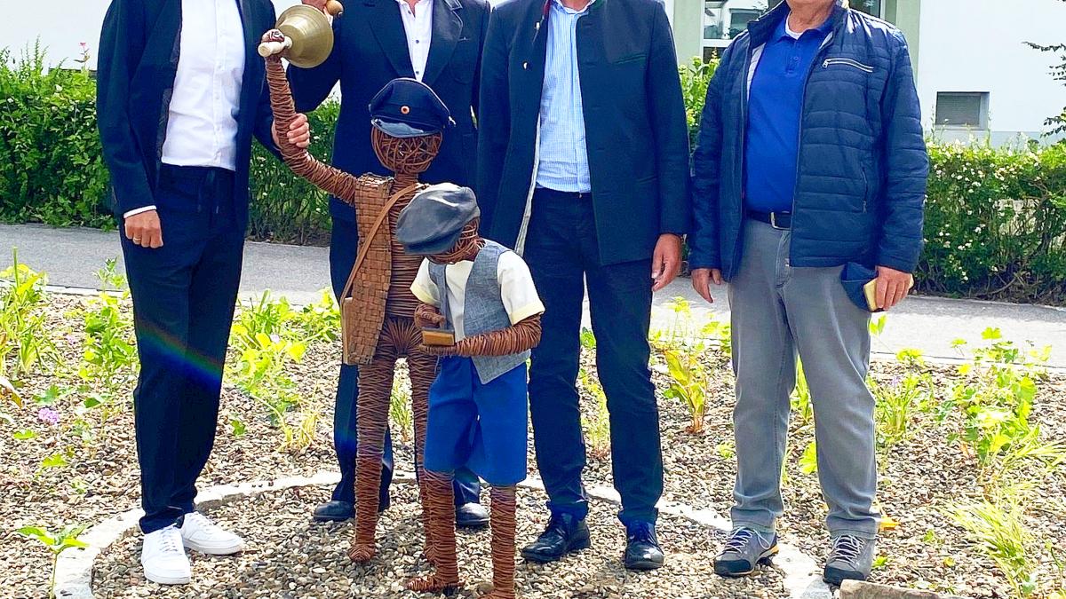 Neue Flechtfiguren für Ober- und Unterwallenstadt: Eila, der Gemaadiener
