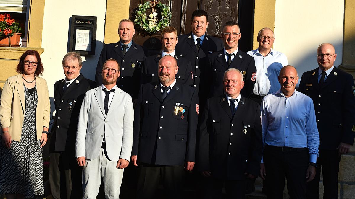 Ehrungsabend Altenkunstadt ehrt Mitglieder für langjährigen Feuerwehrdienst